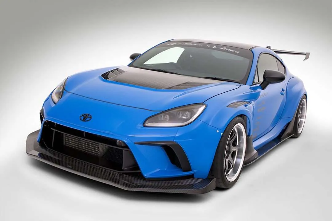 Varis GR86/BRZ Cooling Bonnet FRP | First Gear Project
