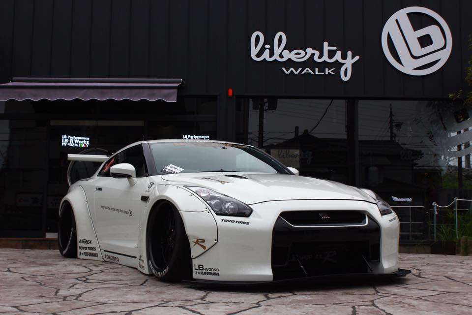 Liberty Walk Japan | First Gear Project